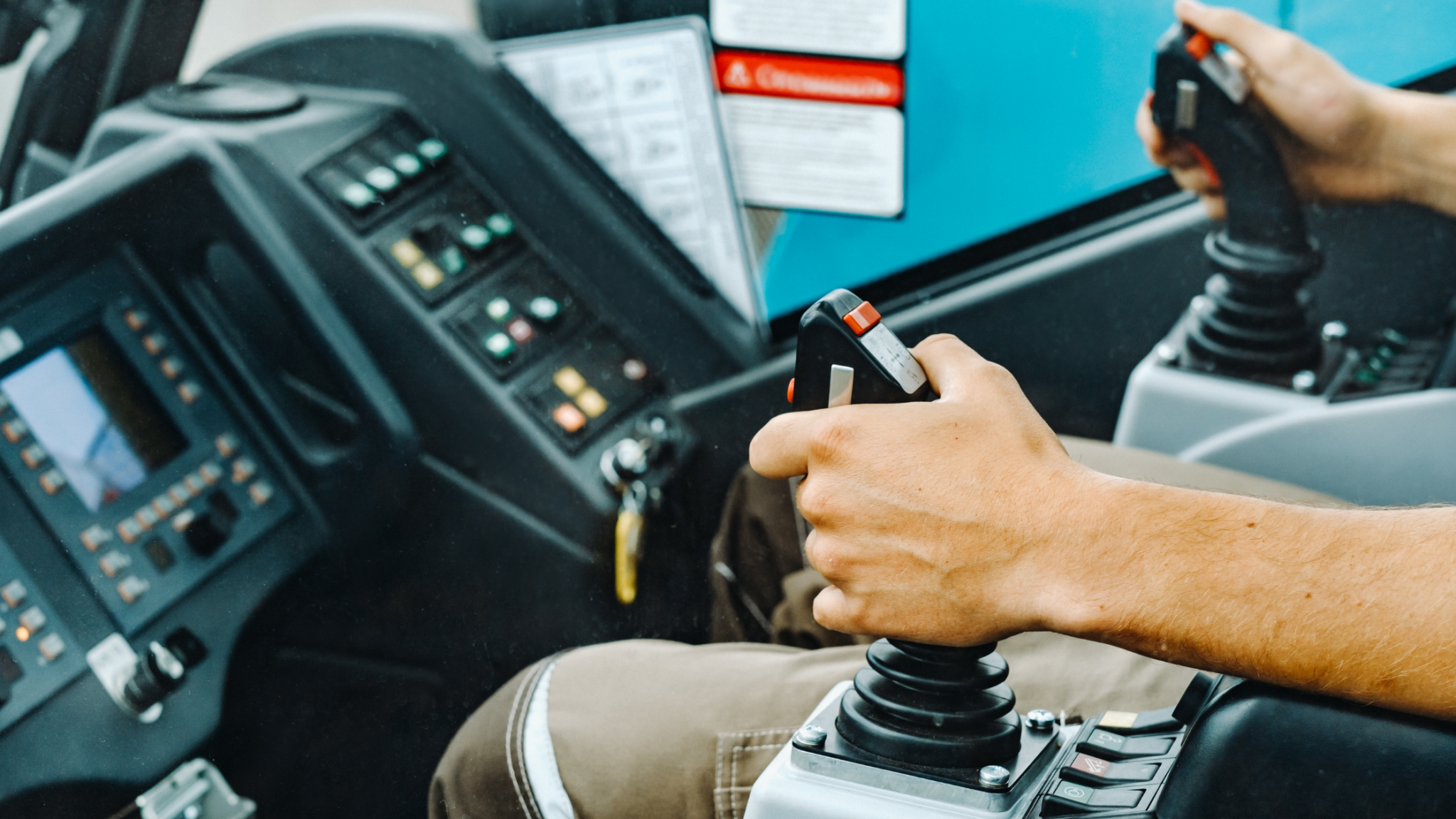 15 Heavy equipment trends to keep an eye on heading into 2026 - Under ...